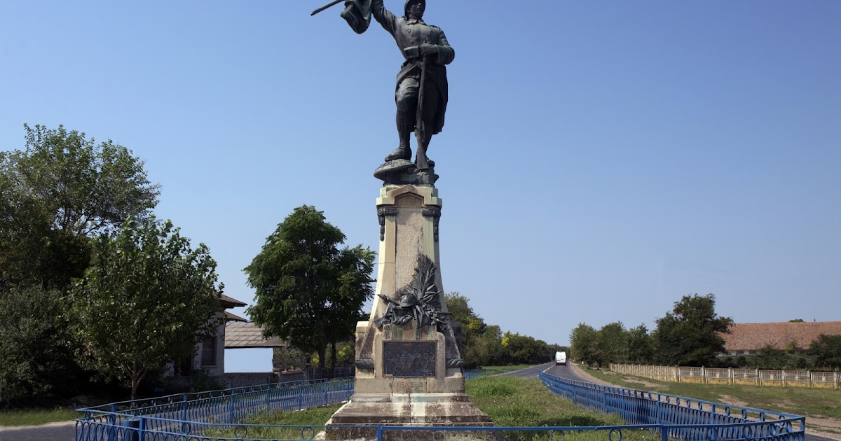 MareleRăzbelMareaUnire: Monument comemorativ, Pietrosani