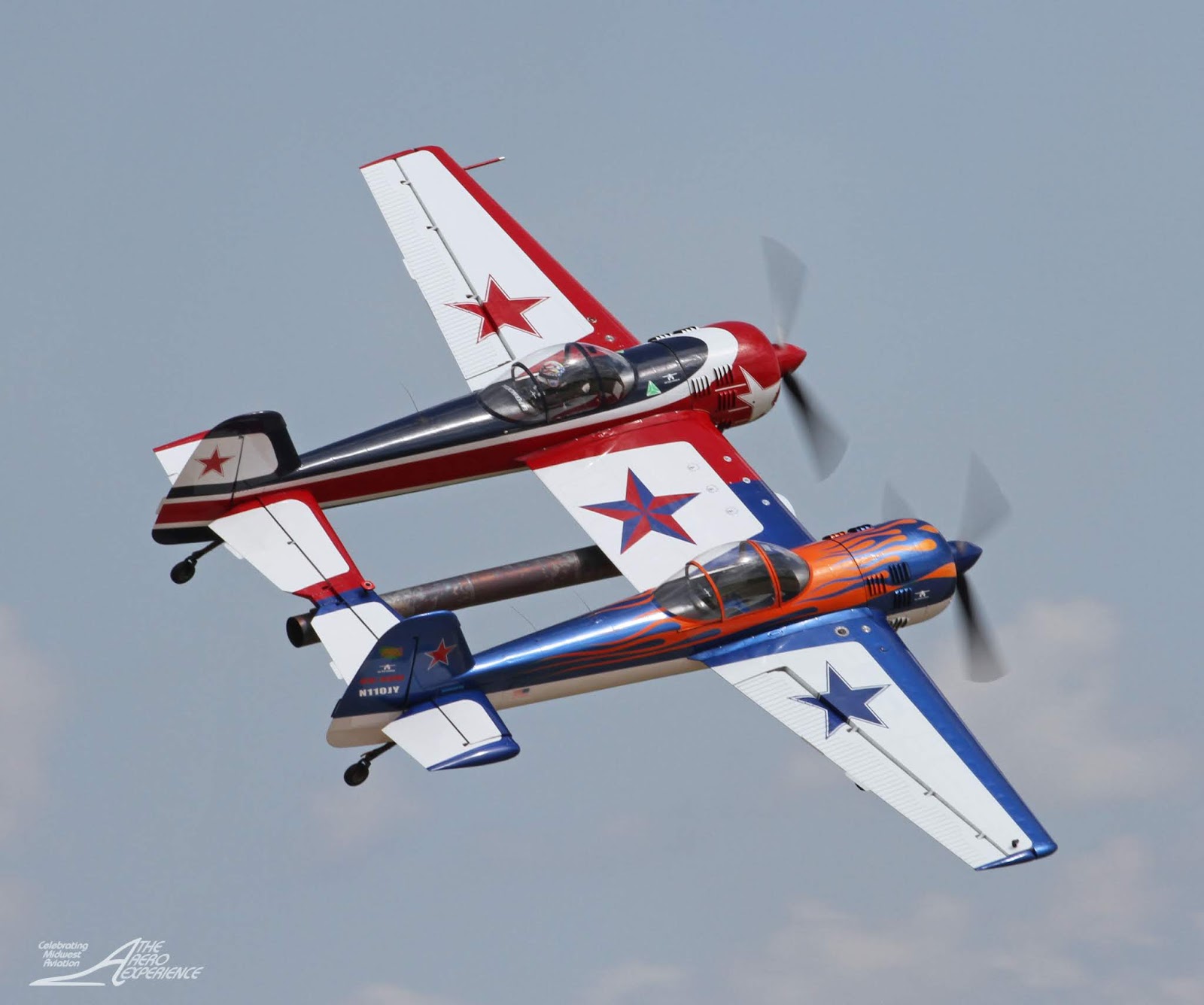 The Aero Experience: EAA AirVenture Oshkosh 2018: Airshows - Yak-110