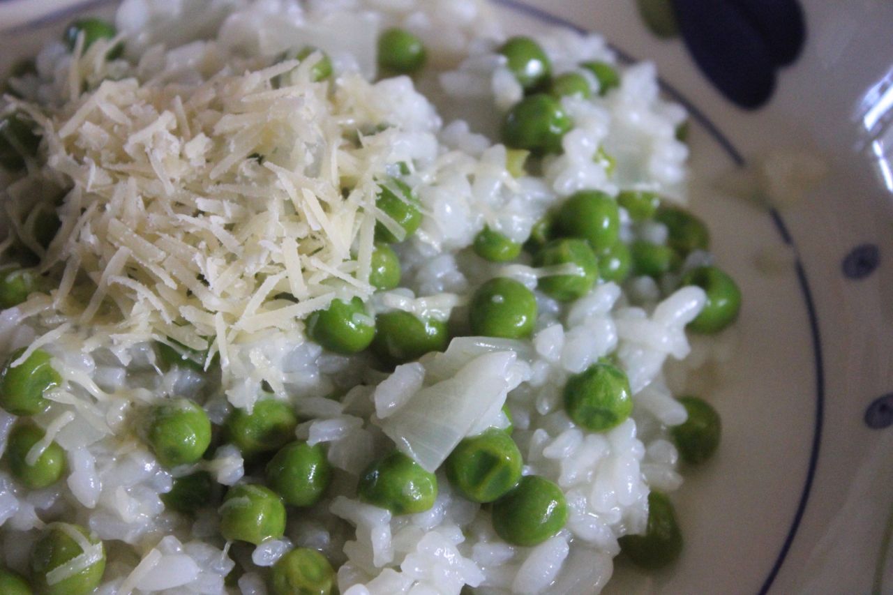 Green Gourmet Giraffe: Pea Risotto with Verjuice