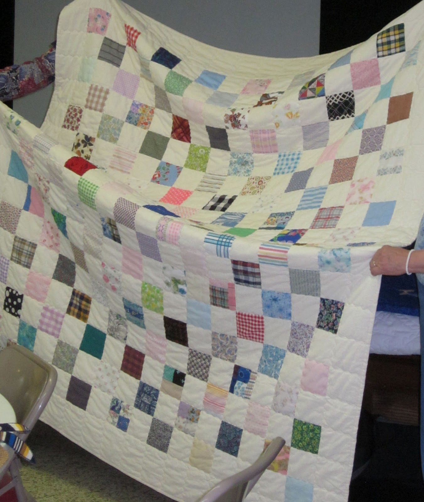 Deb Rowden's Thrift Shop Quilts: A sweet Mother's Yellow Rose quilt