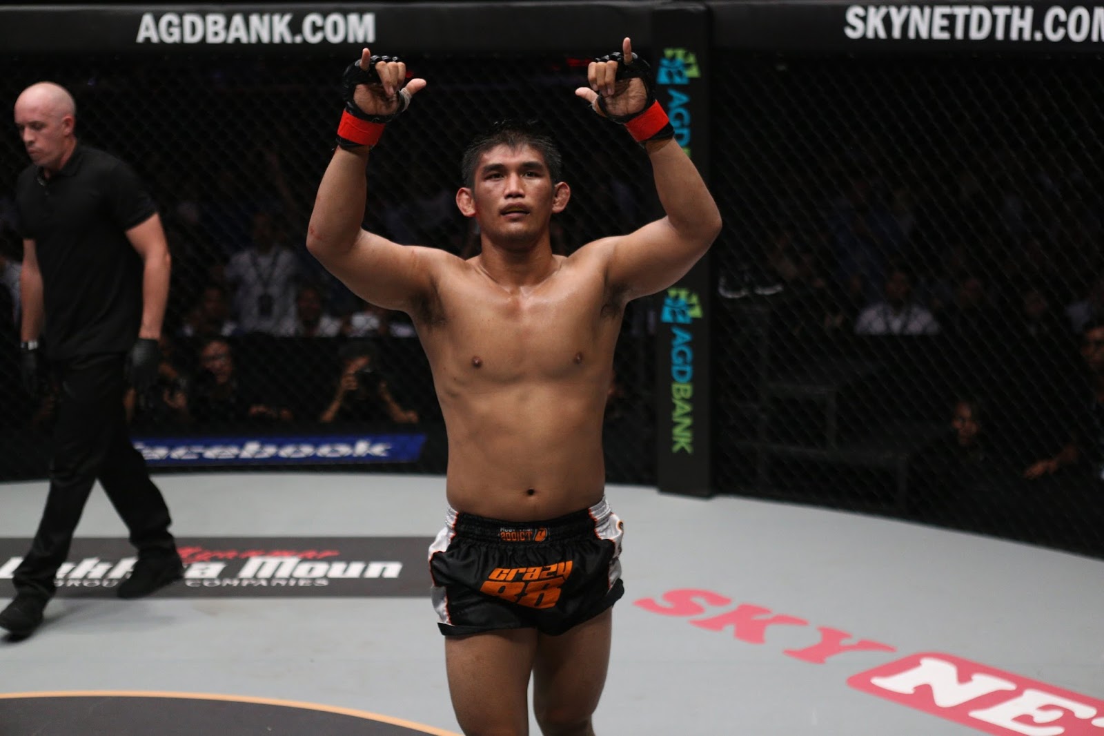 Burmese Countrymen Motivate Aung La N Sang to Win World Title ~ Wazzup ...