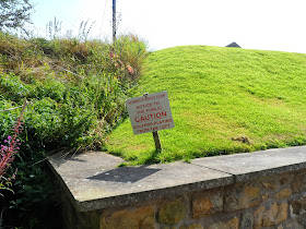 round the rails we go: Val de Ree (Ha Ha Ha Ha Ha)