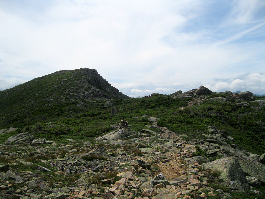 Hiking in the White Mountains: Pemi Loop: Half Run / Half Hike