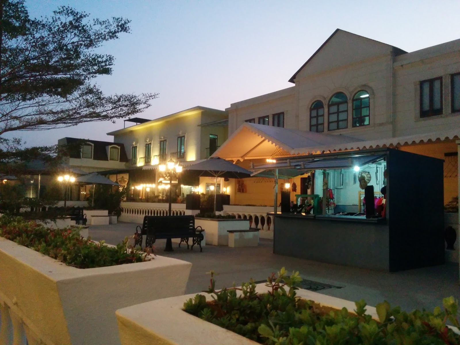 Beer and Ambience: The Biere Club, 153, Biere Street, Whitefield ...