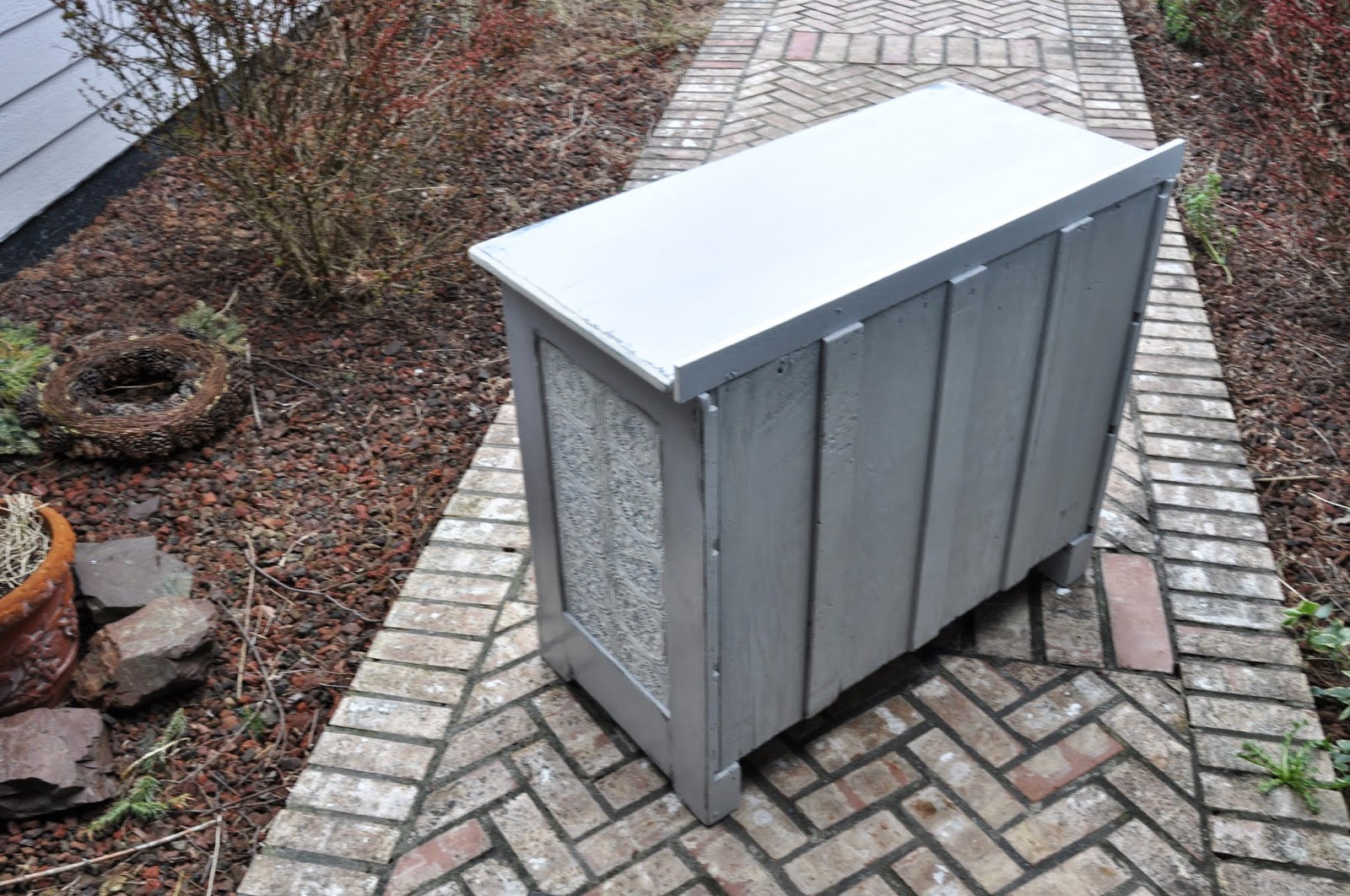 Sweetly Chic: Dumpster To Rustic Diva Dresser