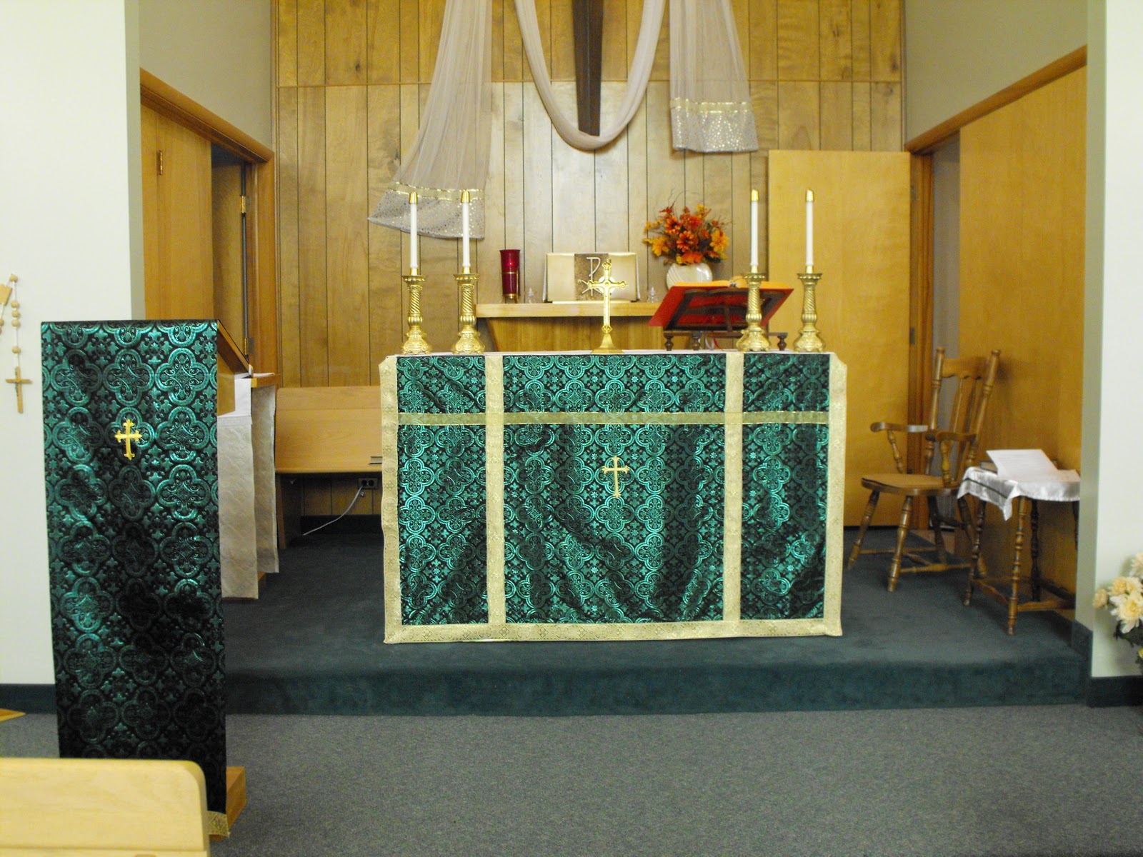 Philothea on Phire: Vesting the Altar