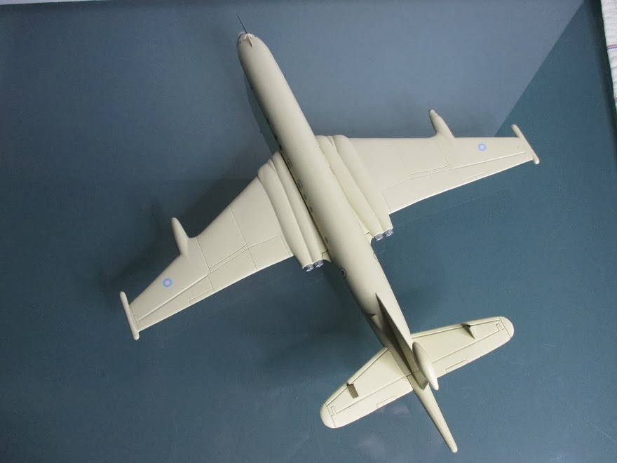 1/144 airbattle: 1/144 Hawker Siddeley Nimrod MR2 - by Corgi