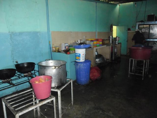 Cocina en mal estado afecta a 1200 alumnos en escuela el Nazareno de ...