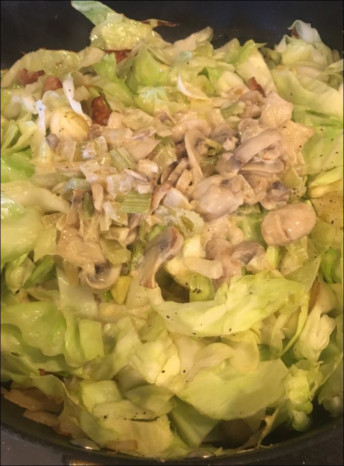 vive la vida: REPOLLO CON TOCINO Y CREMA DE HONGOS BAJO EN CARBOHIDRATOS