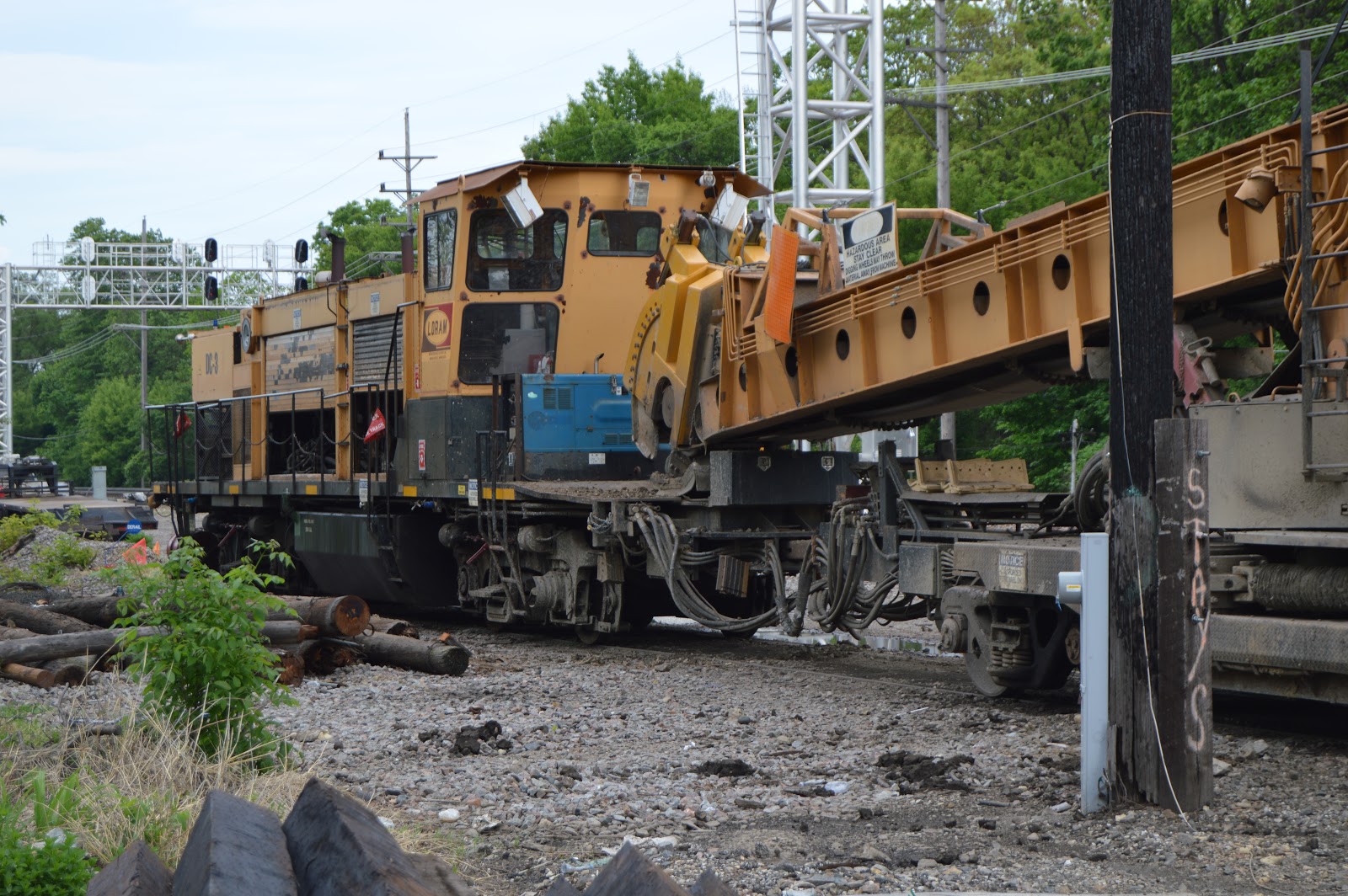 Industrial History: MoW: Loram DC-3 (Ditch Cleaner)