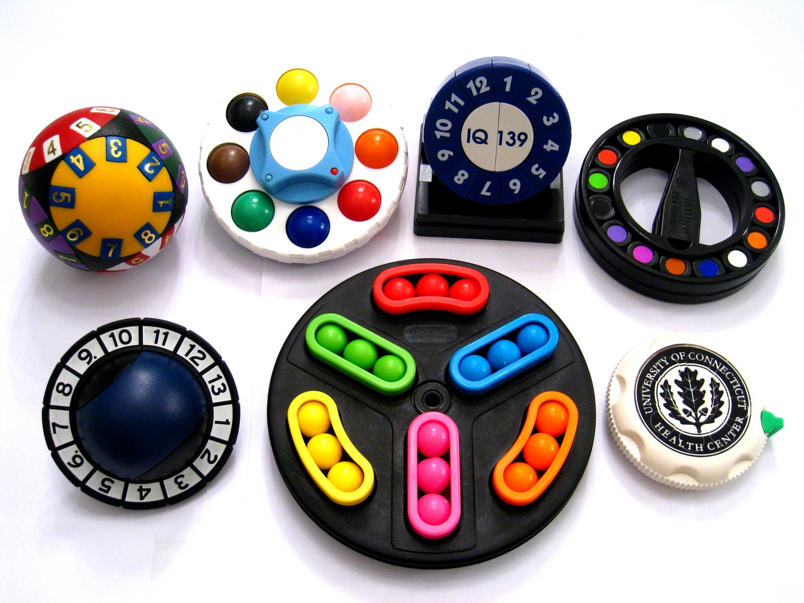 Jerry's Mechanical Puzzle & Brain Teaser Collection: Retro Plastic ...