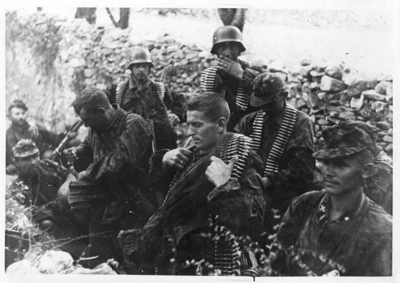 NAZI JERMAN: Foto 7. SS-Freiwilligen-Gebirgs-Division "Prinz Eugen"