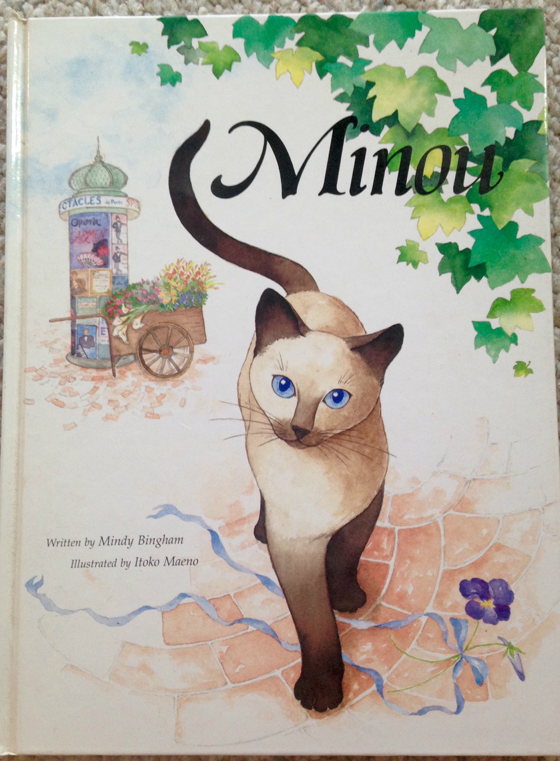 Everything Children's Literature: Minou