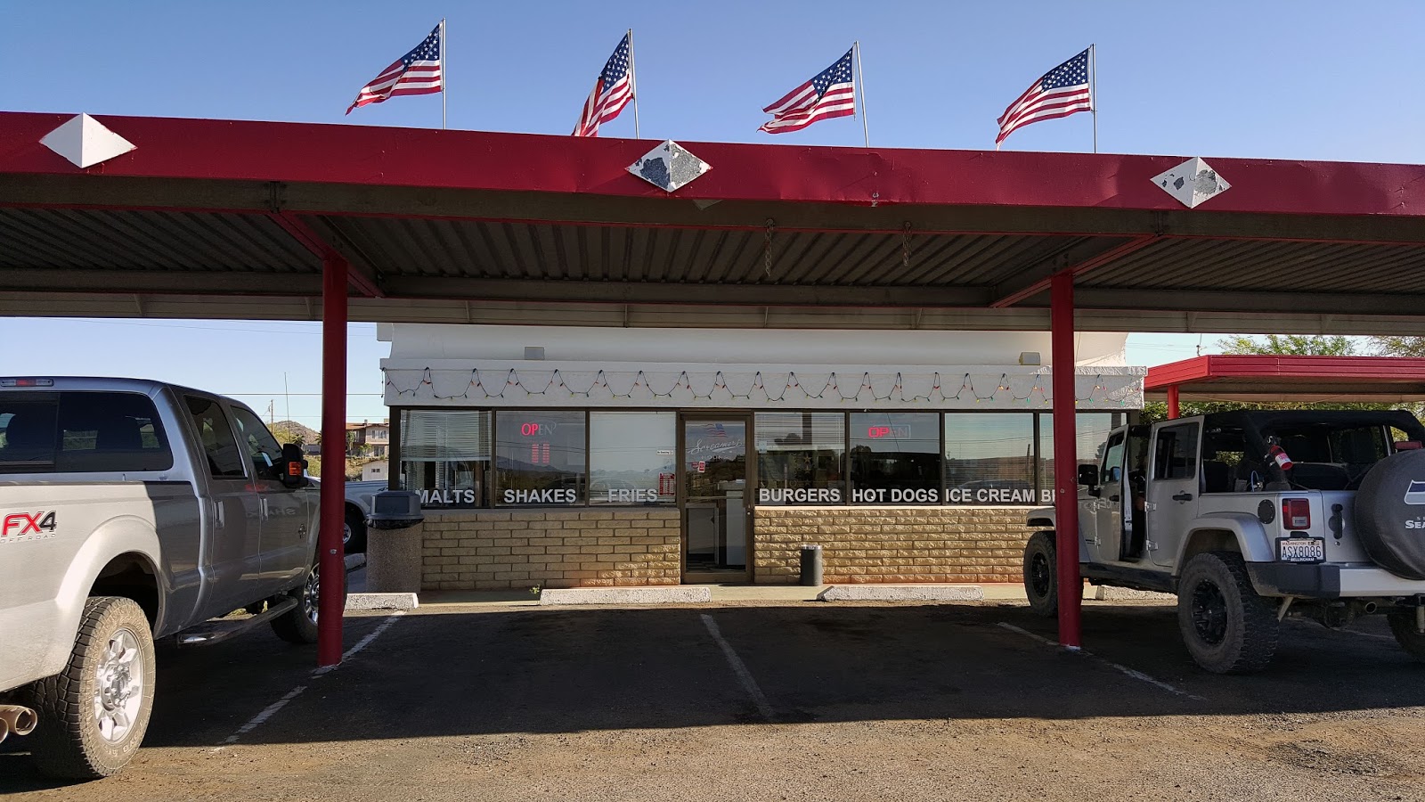 Screamers: Burgers and More