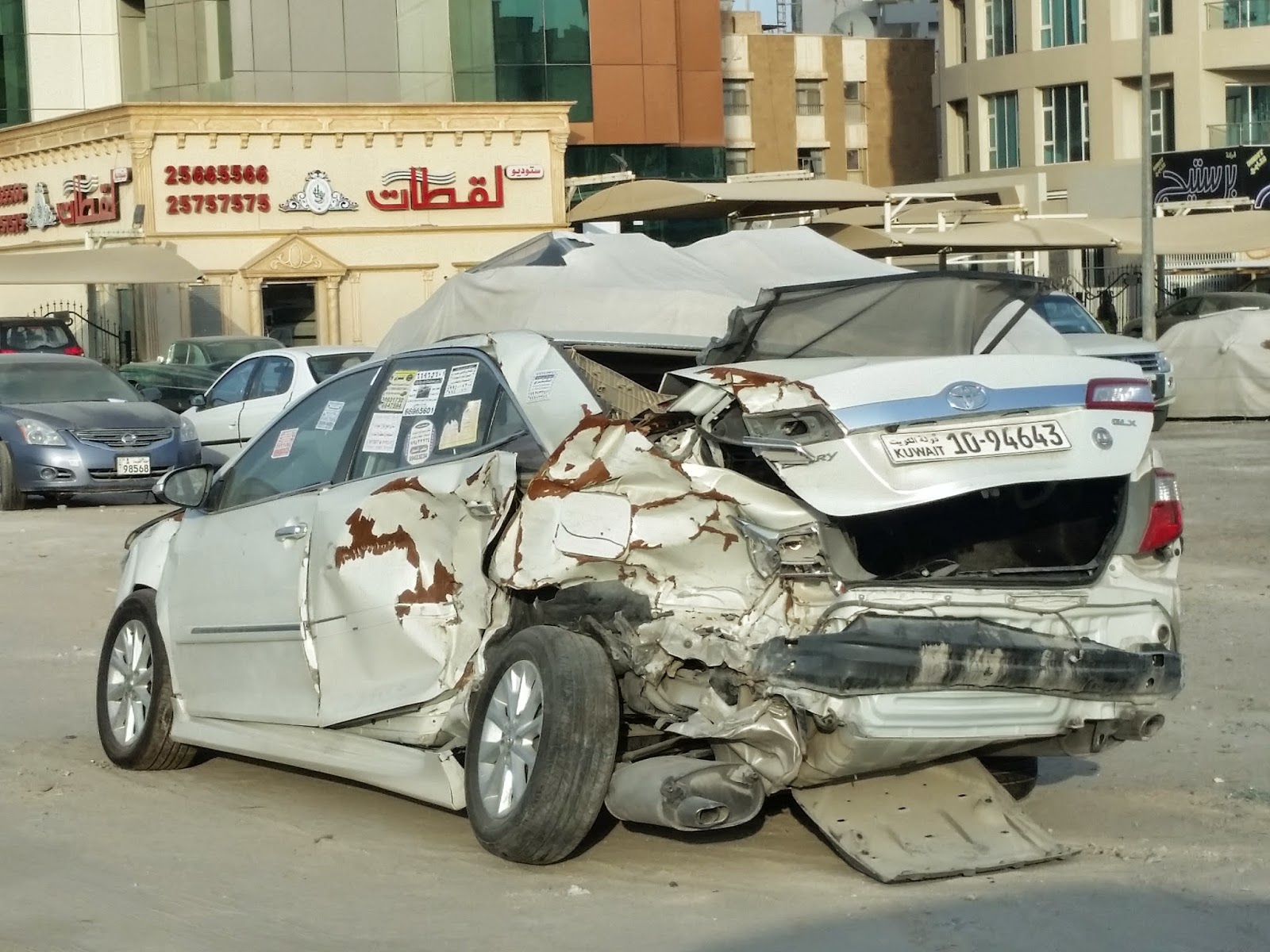 Life in Kuwait Blog: Kuwait Car Accidents