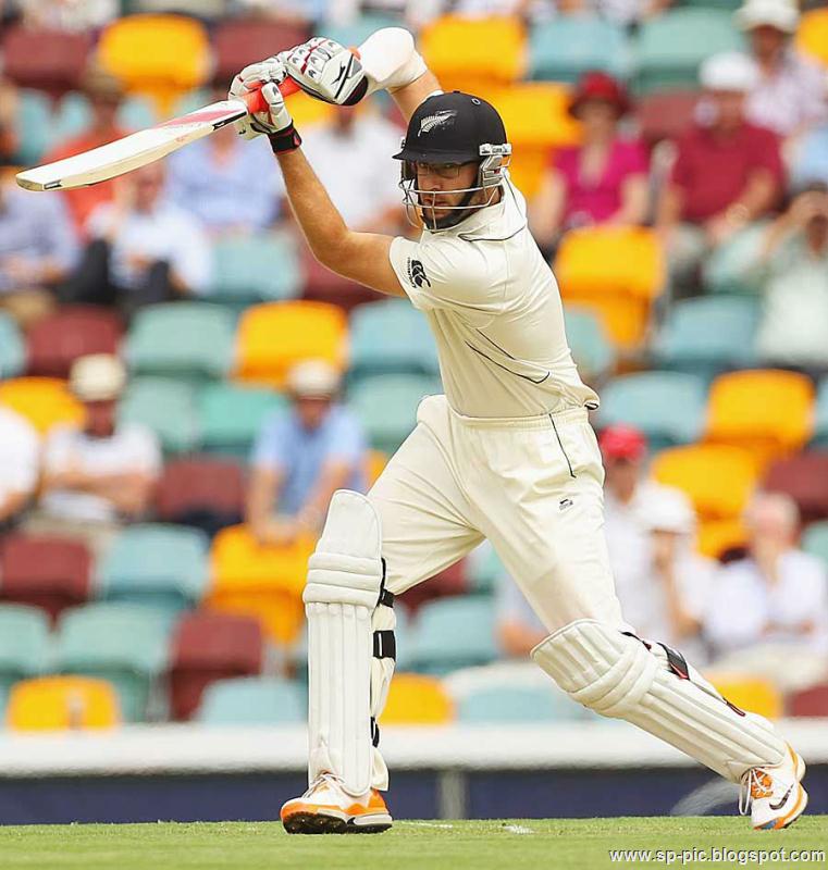 New Zealand Cricketer Daniel Vettori ~ world Cricket