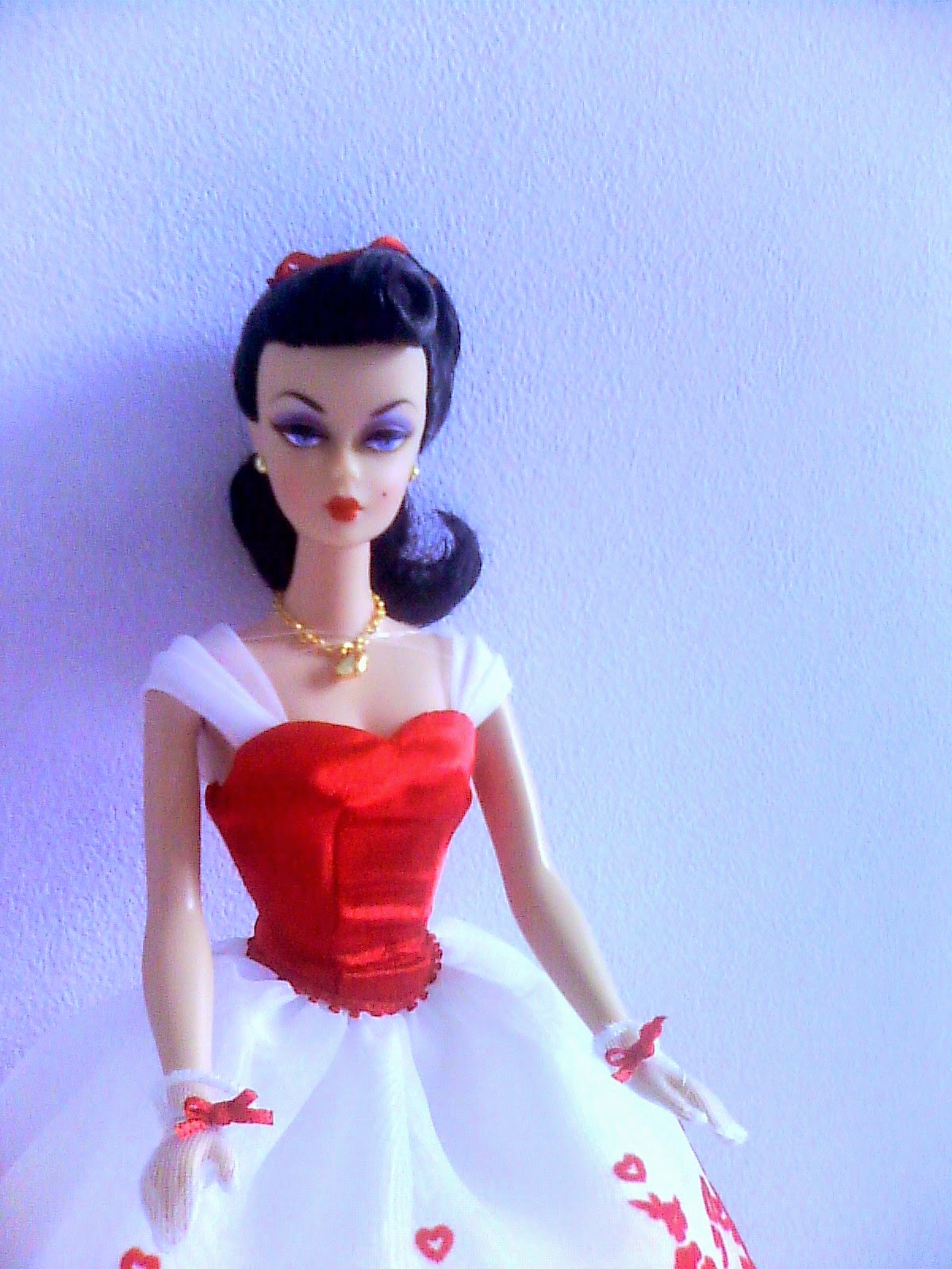 Teporingo Rojo: CUPID´S KISSES, HOLIDAY HOSTESS COLLECTION BARBIE DOLL