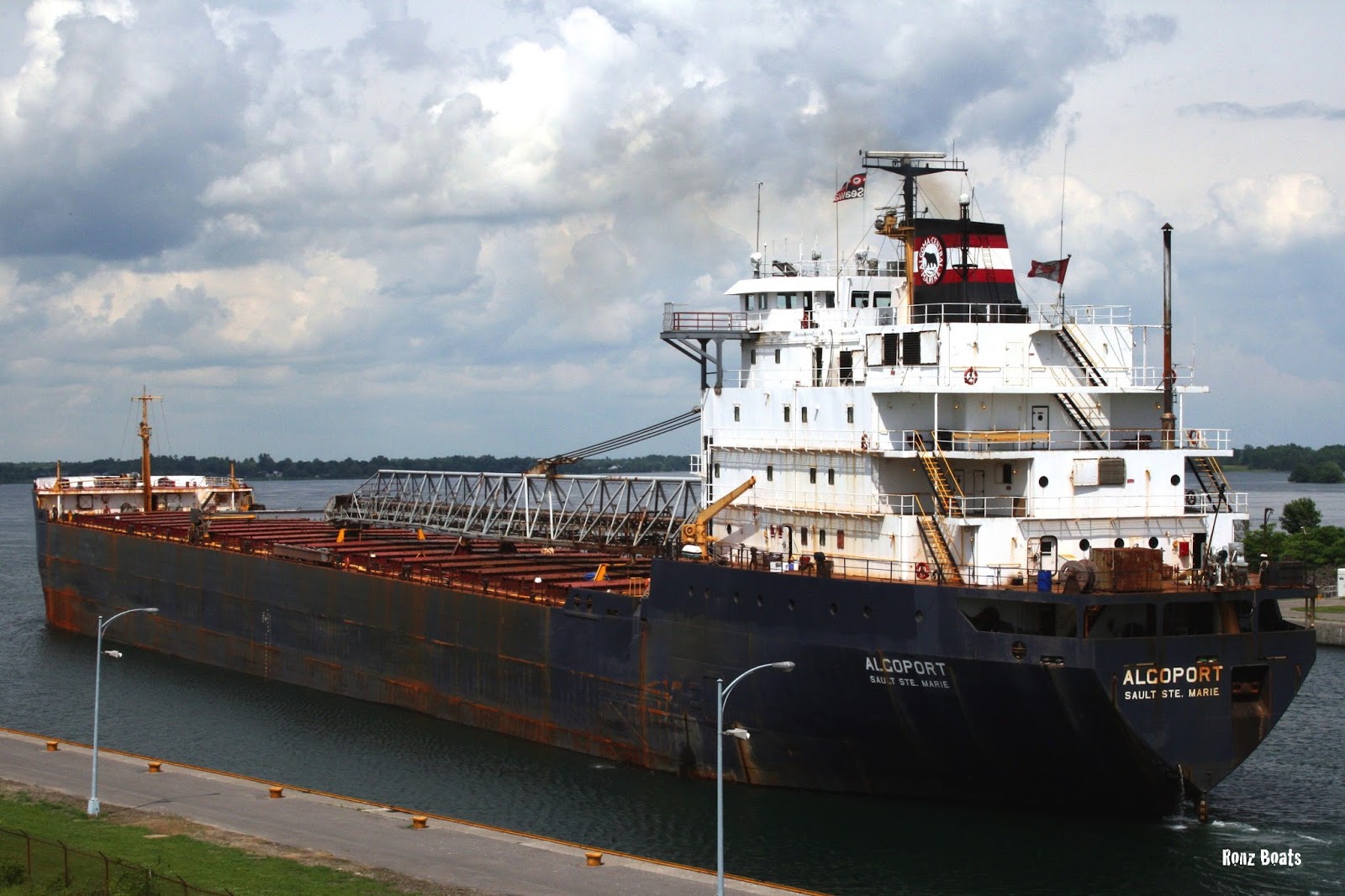 Carlz Boats: Self Unloader ALGOMA MARINER