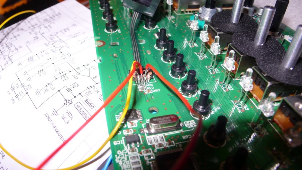 MONOBOT: Monotribe Pitch Control / CV