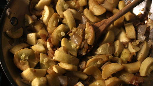The 99 Cent Chef: Sauteed Crookneck Squash - Video Recipe
