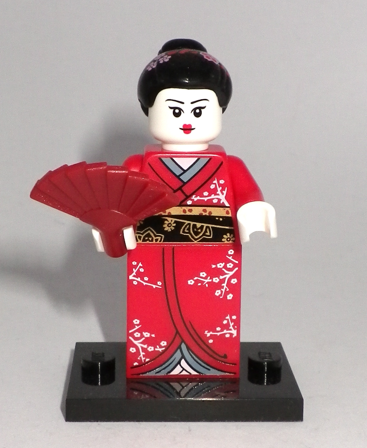 Maniac des LEGO: LEGO Minifigures Série 3 : La Geisha