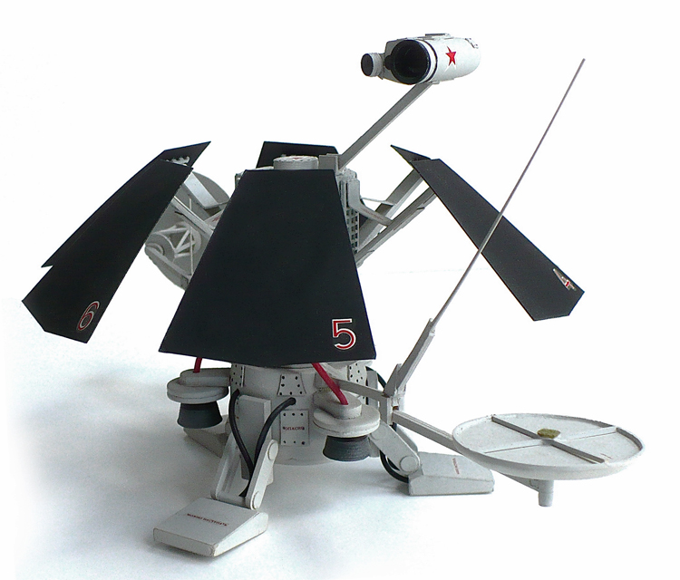 The Great Canadian Model Builders Web Page!: Unmanned Soviet Recon Probe