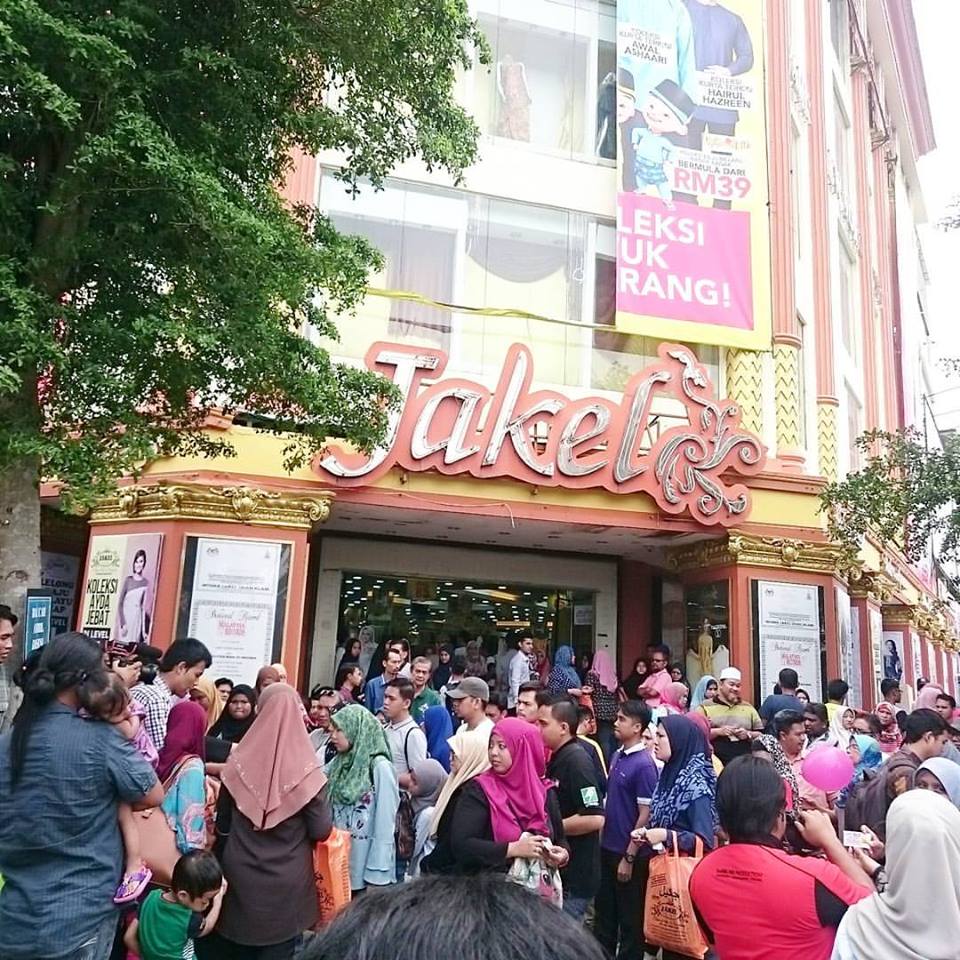 My Life & My Loves ::.: JAKEL BARULAH RAYA ~ LELONGAN HEBAT SEHINGGA 85 ...