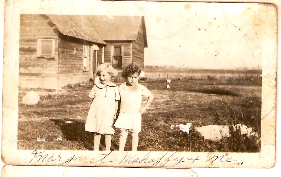 Jennifer's Genealogy Blog: Violet #1 and Violet #2