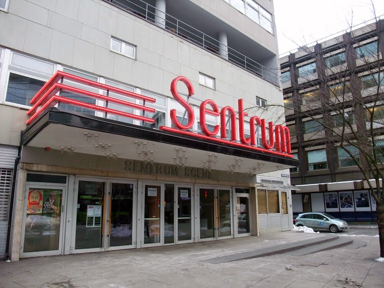 BetaniaCaneca.: THE CARBURETORS :: 16/05 :: SENTRUM SCENE-ROCKFELLER ...