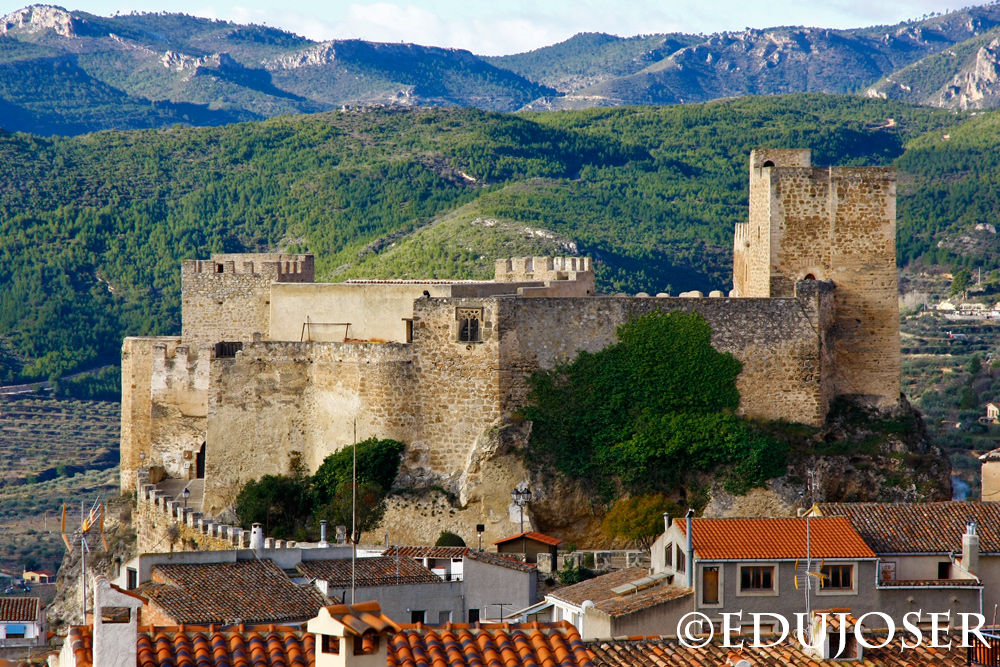 EDUJOSER: CASTILLO DE YESTE (Albacete)