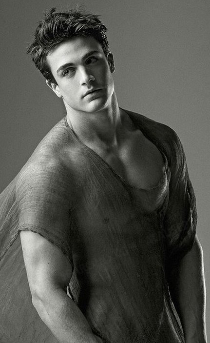 Comecoul Syahreza: Philip Fusco For Paragomen