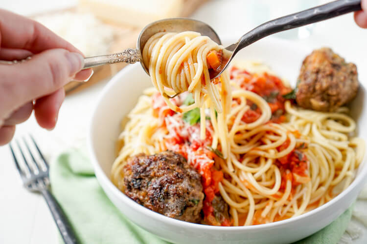 Blog Ẩm thực Á Âu: Cách làm mì spaghetti thịt viên