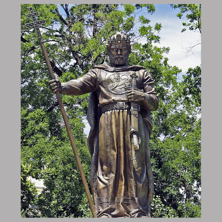 dolfpauw: New statue of Tsar Samuil