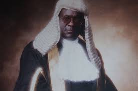 O N I G E G E W U R A: The Story of How Gani Almost Lost His Wig and ...