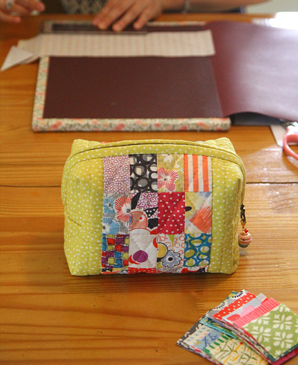 Small Bag of Patchwork DIY tutorial ~ DIY Tutorial Ideas!