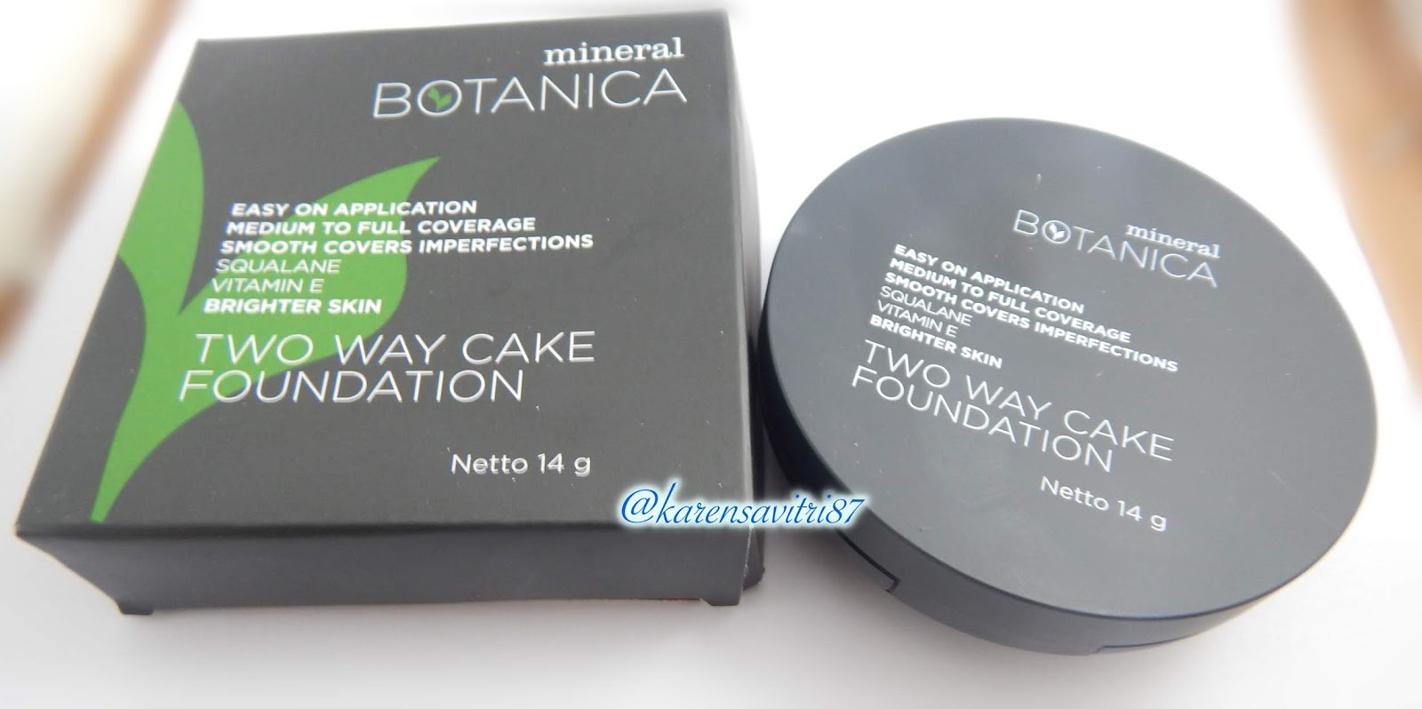 Karen Berkata-kata: Bedak Mineral Botanica Two Way Cake Foundation Review