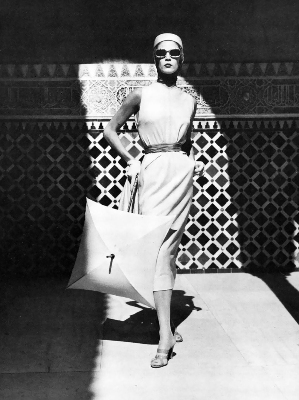 40 Stunning Black and White Photos of Jean Patchett, a Model Who Helped ...