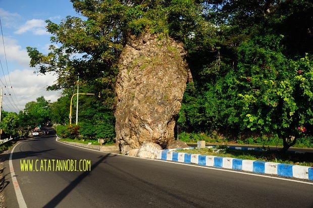 Pantai Watu Dodol dan Landmark Kabupaten Banyuwangi