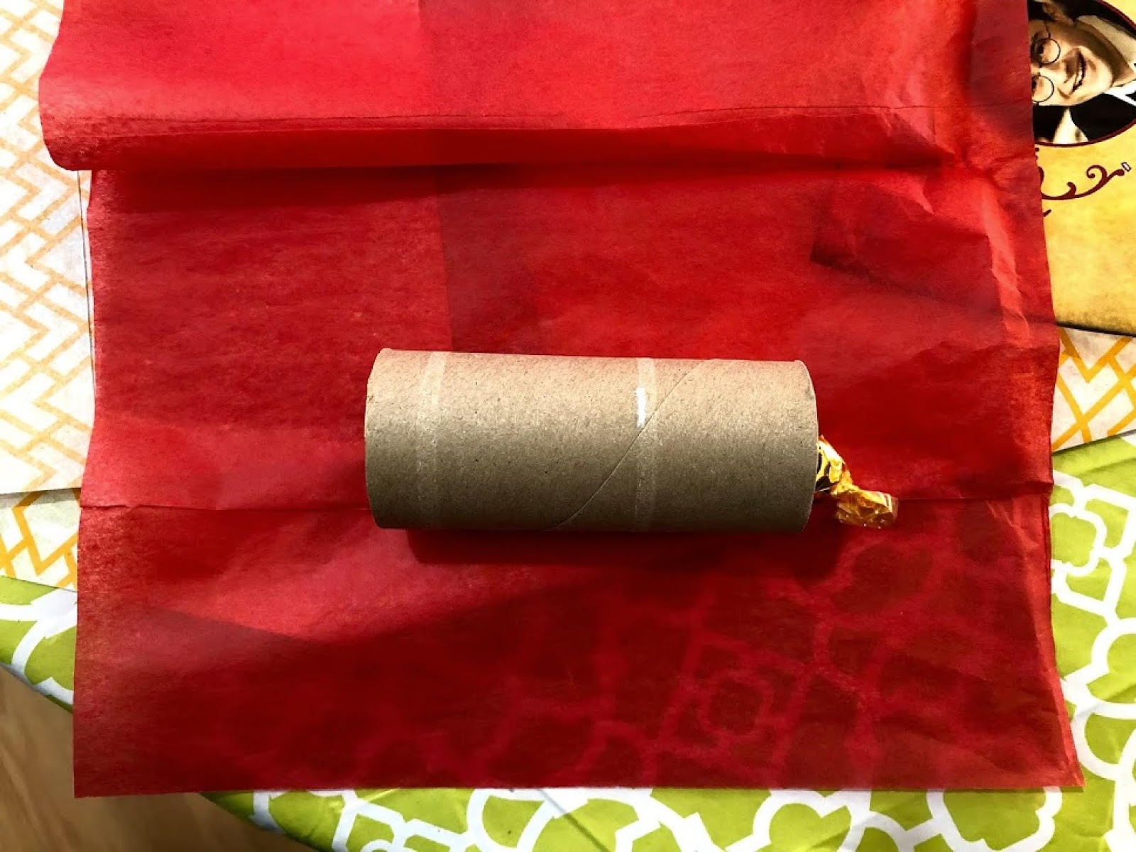 HollysHome Family Life: Harry Potter English Crackers Party Favors