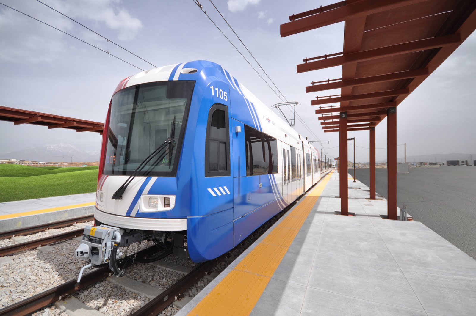 Commuting the Wasatch: New TRAX trains in service July 7, etc.
