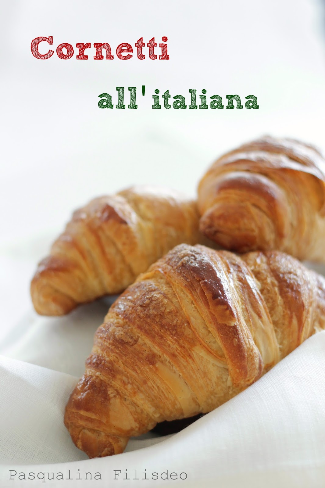 Pasqualina in cucina: Cornetti all'italiana di Leonardo Di Carlo