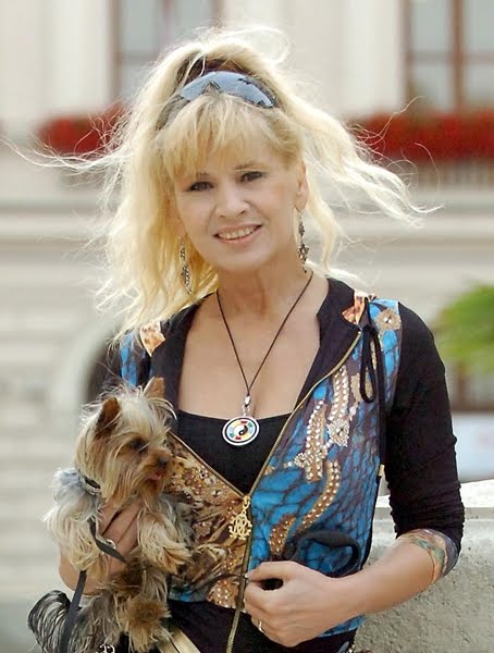 TESTIMONIALS FROM USERS OF QUANTUM PENDANT,QUANTUM FLASK,QUANTUM BRACELET