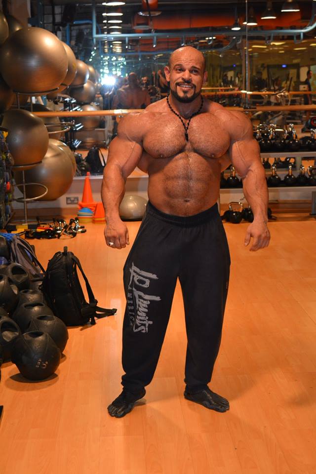 Muscle Lover: Egyptian IFBB Pro bodybuilder Ibrahim Fahim
