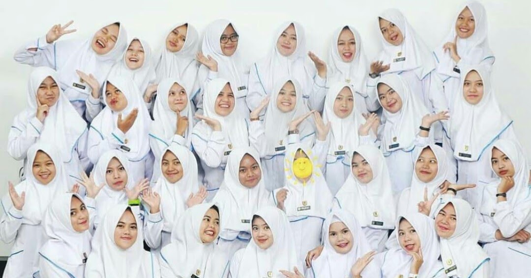 Fakta Unik Tentang Bidan di Indonesia