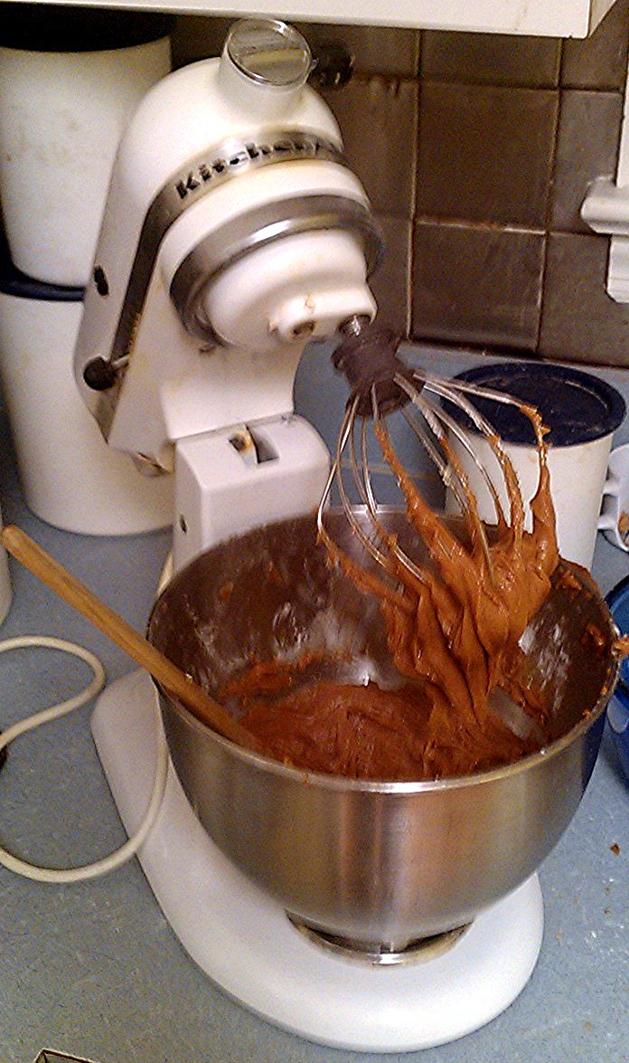 Kissing the Cook: Bocce Ball Cookies (Almond Butter Sandwich Cookies ...