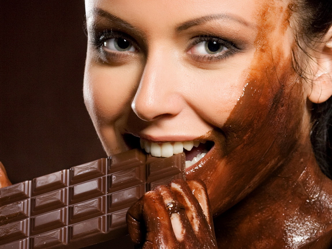 aEsThEtIcS ~ Indian Makeup, Beauty Blog + Fashion: What's Chocolate Facial?
