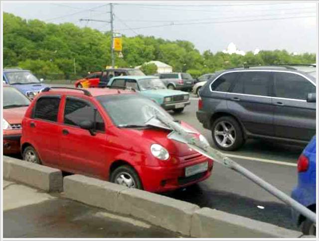 Free Wallpapers: Funny Accidents Pictures