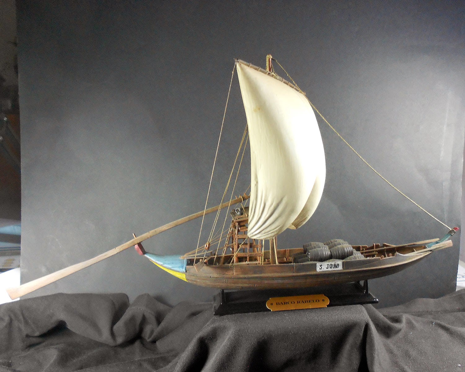 Papel & Plástico: BARCO RABELO / RABELO BOAT