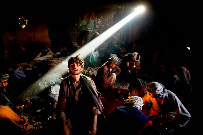 OLTRE IL MURO: ARTE e FOTOGRAFIA: BEN LOWY | PHOTOGRAPHER