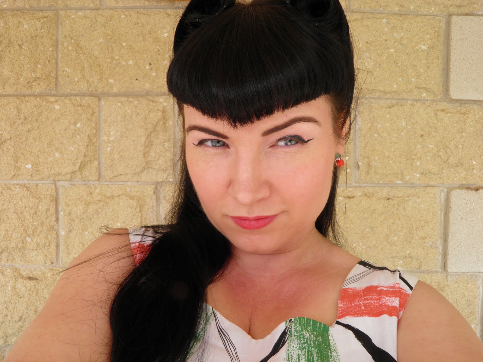 Vintage Musings Of A Modern Pinup: New Fringe & 80's Does 50's Dress